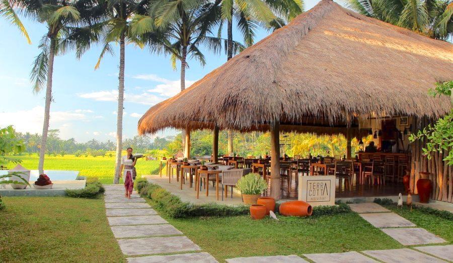 10 Cafe dan Restoran di Ubud yang Terkenal Enak - SOBAT JALAN